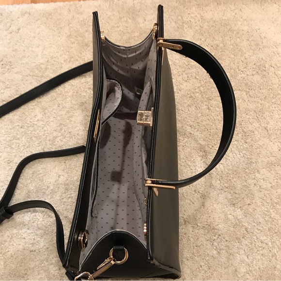 Vanessa Williams | Bags | Vanessa Williams Purse Black Crossbody Posh ...